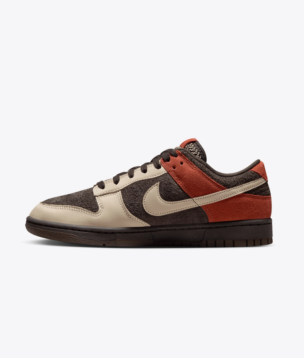 Nike - Elevate your sneaker game with the trendy Nike DUNK LOW "RED ...