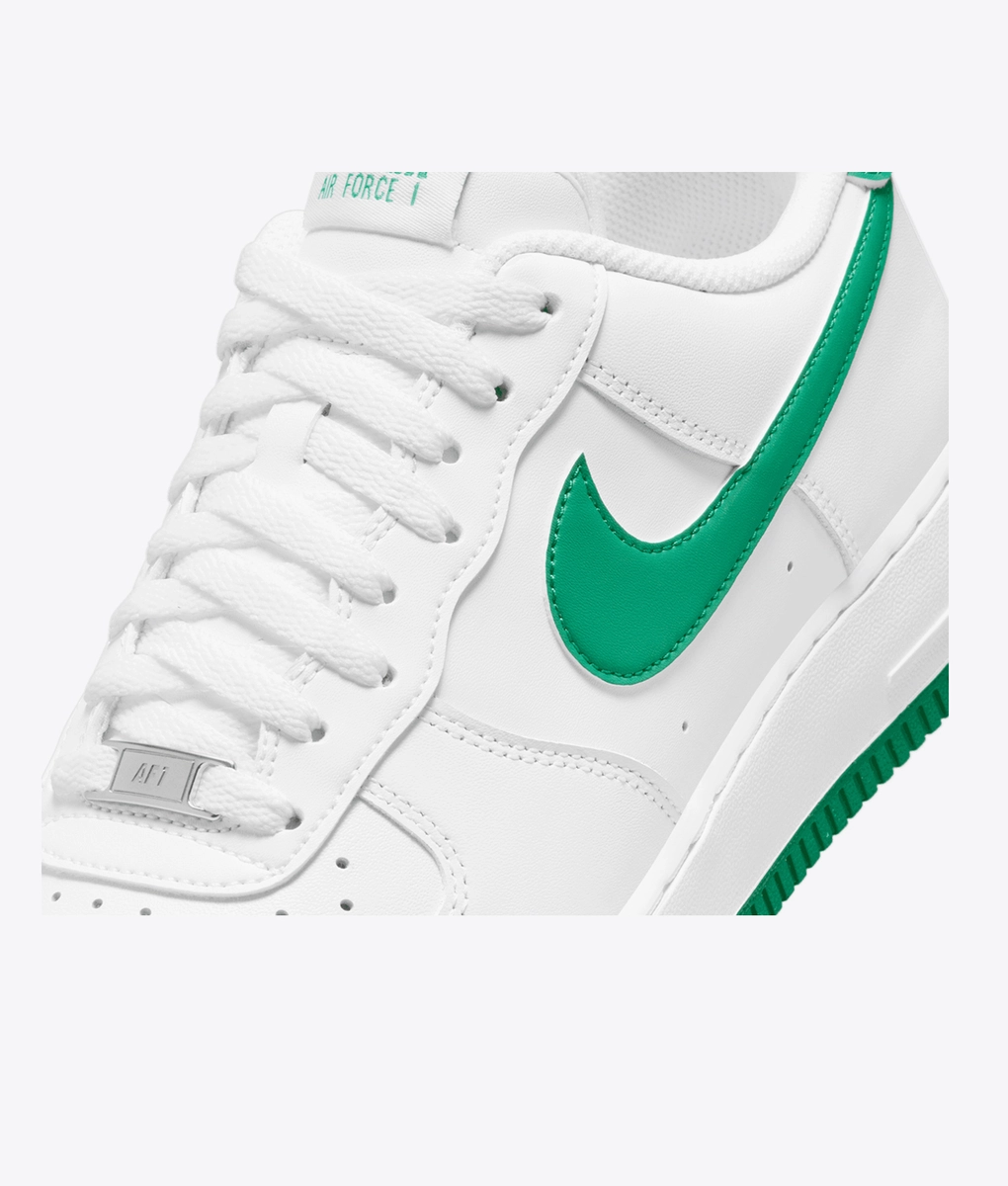 Nike - Air Force 1 '07 - VegNonVeg