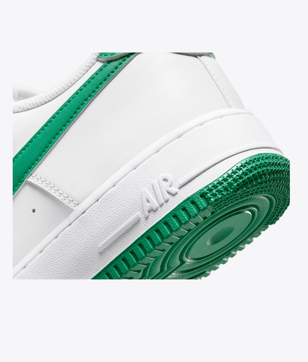 Nike - Air Force 1 '07 - VegNonVeg