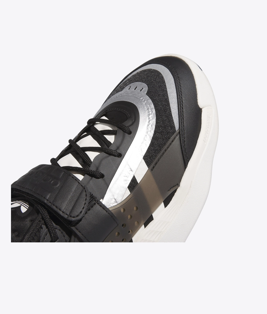Adidas Originals - Streetball Iii - VegNonVeg