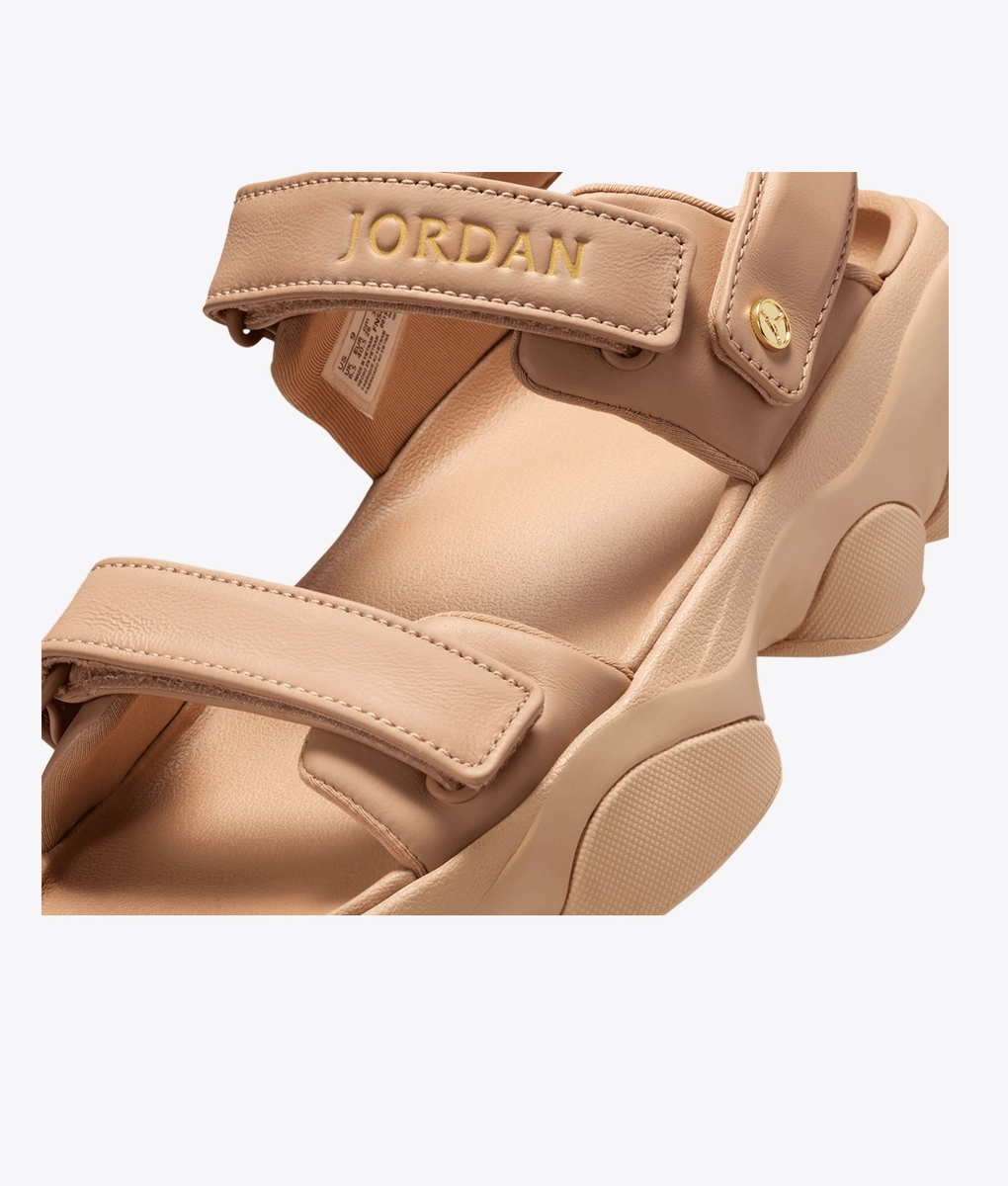 Jordan - Jordan Deja Sandal - VegNonVeg