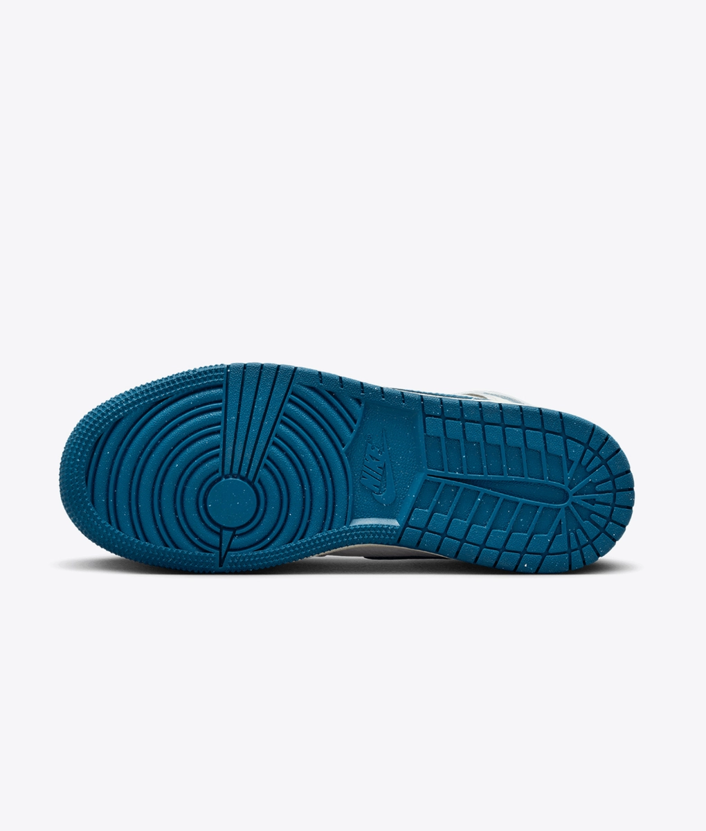 Jordan - Air Jordan 1 Mid Se - VegNonVeg