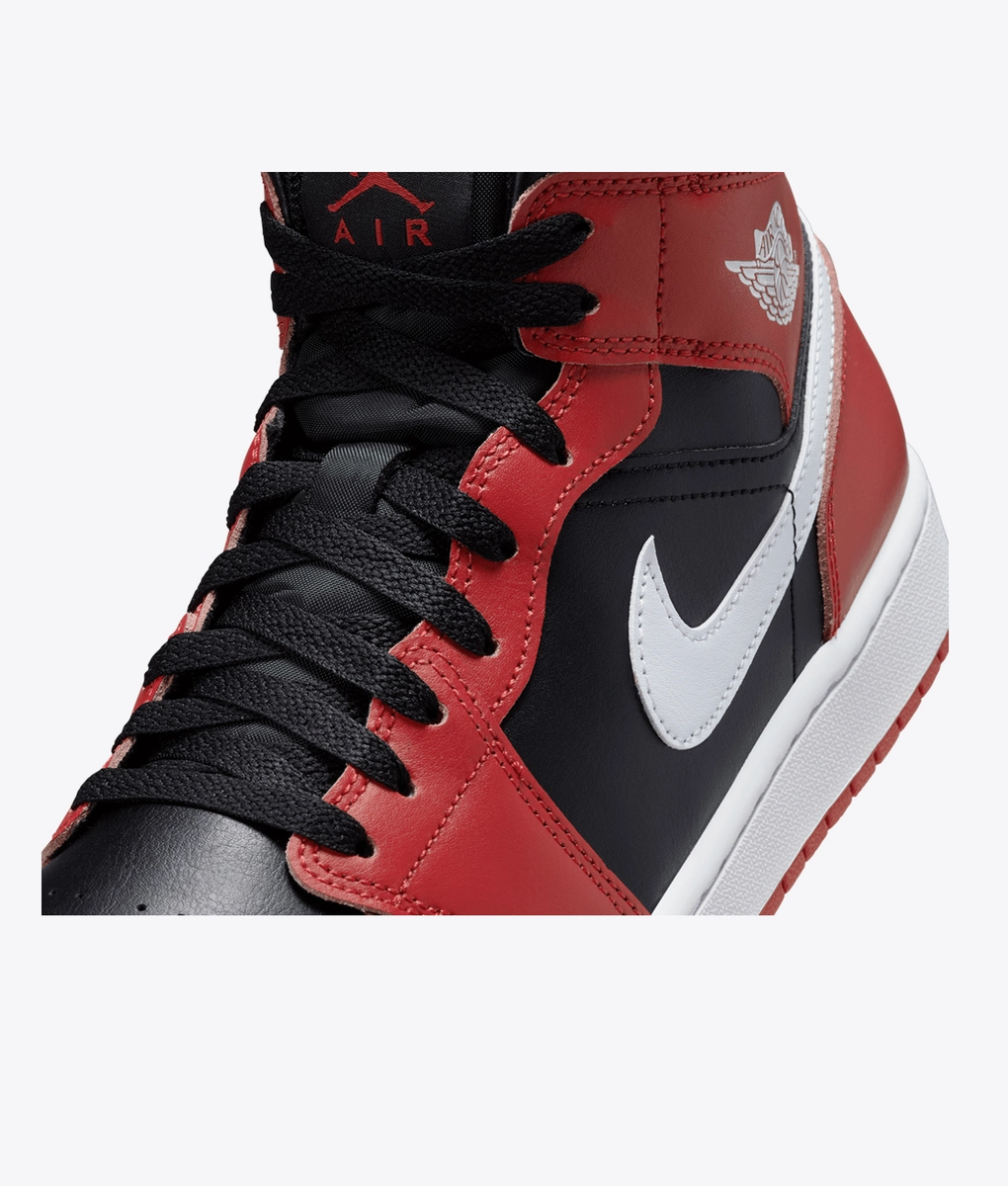 Aj 1 red and black store