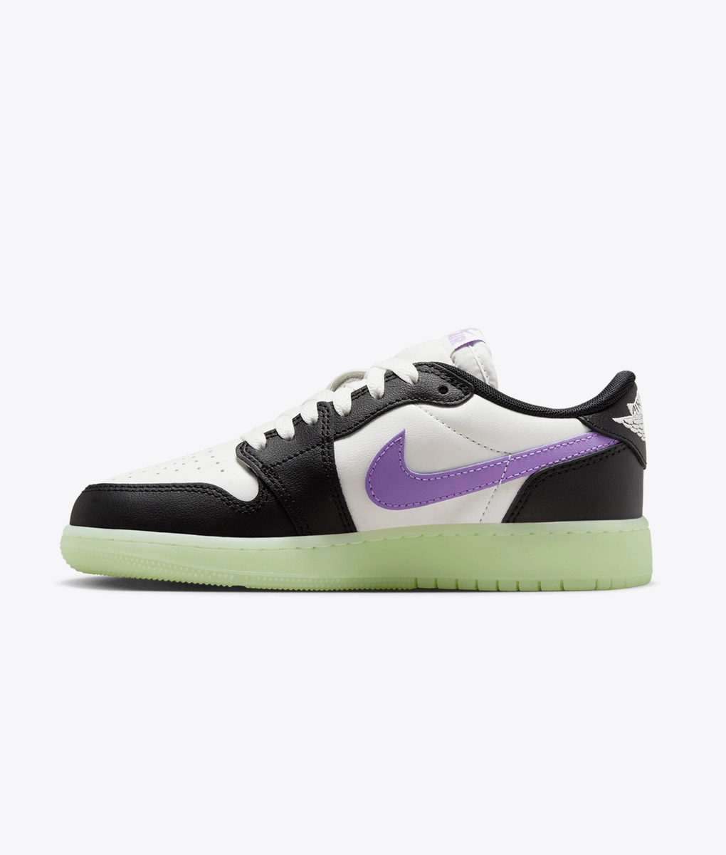 Jordan - JORDAN AIR JORDAN 1 RETRO LOW OG BLACK RASPBERRY-VOLT TINT l ...