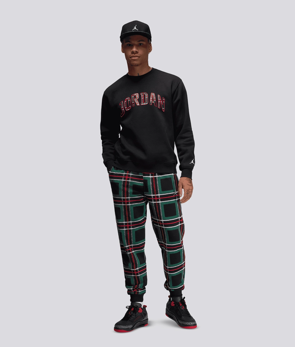 Jordan - JORDAN ESSENTIALS HOLIDAY FLEECE SWEATSHIRT BLACK/SAIL l Buy ...