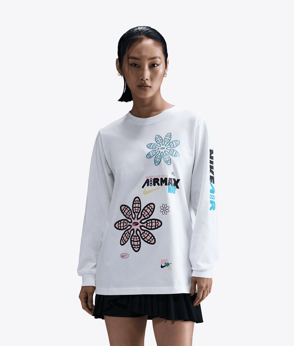 Nike - NIKE SPORTSWEAR AMD LONG SLEEVE GRAPHIC TEE WHITE l Buy Women's ...