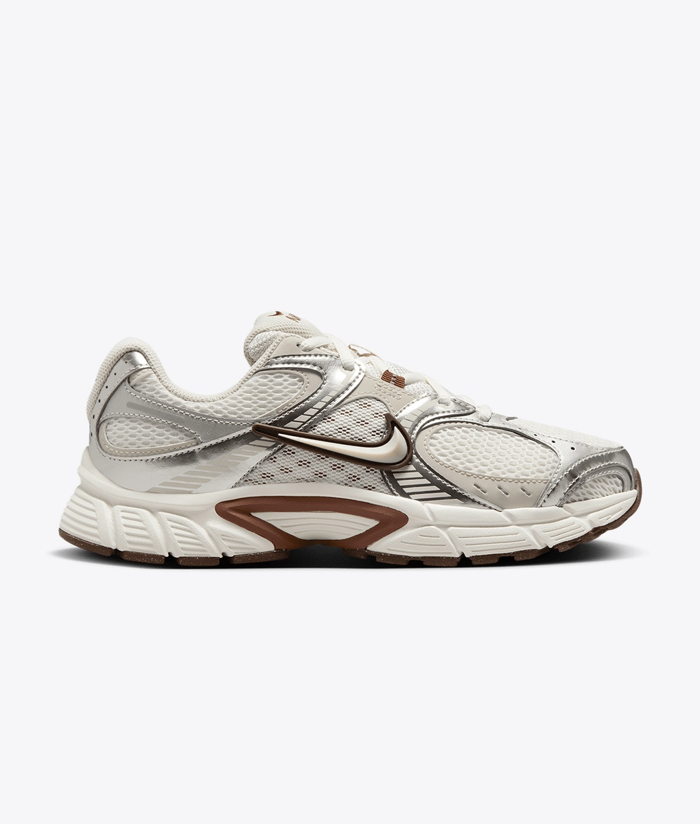 Nike - NIKE V5 RNR SAIL/LIGHT OREWOOD BROWN-FAUNA BROWN-PHANTOM l BUY ...