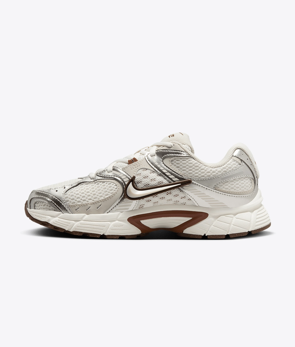 Nike - NIKE V5 RNR SAIL/LIGHT OREWOOD BROWN-FAUNA BROWN-PHANTOM l BUY ...