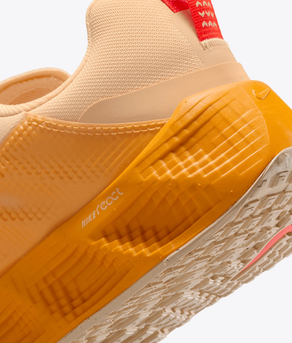 Nike - Nike Ava Rover Celestial Gold/Bright Crimson | Buy Women's ...