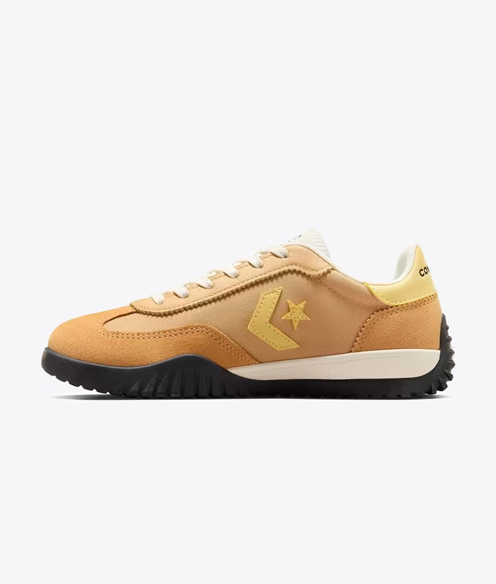 Converse - Converse Run Star Trainer Ox Sandy Shore/Bananas-Egret |Buy ...
