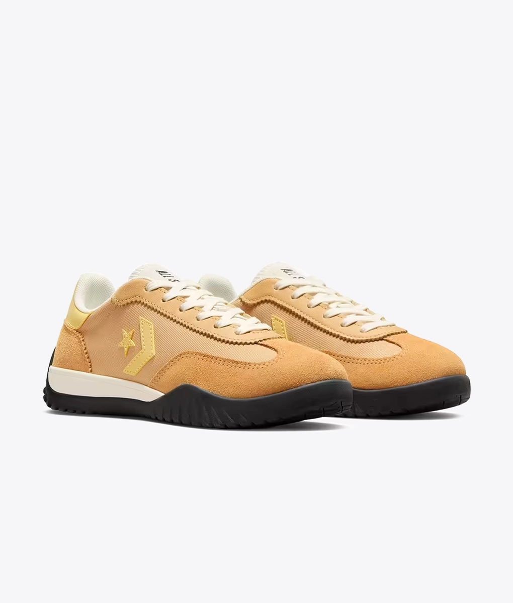 Converse - Converse Run Star Trainer Ox Sandy Shore/Bananas-Egret |Buy ...