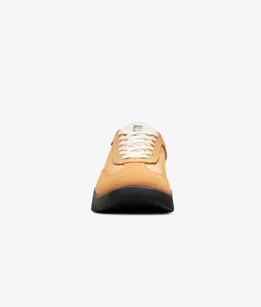Converse - Converse Run Star Trainer Ox Sandy Shore/Bananas-Egret |Buy ...