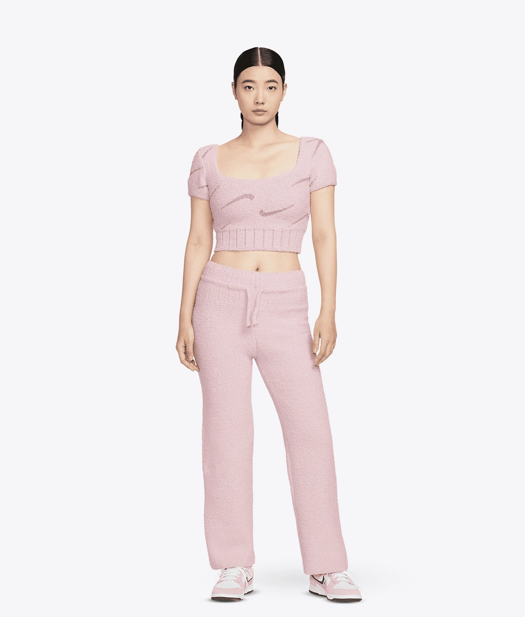 Nike - SPORTSWEAR PHOENIX BOUCLE CROP TOP - VegNonVeg