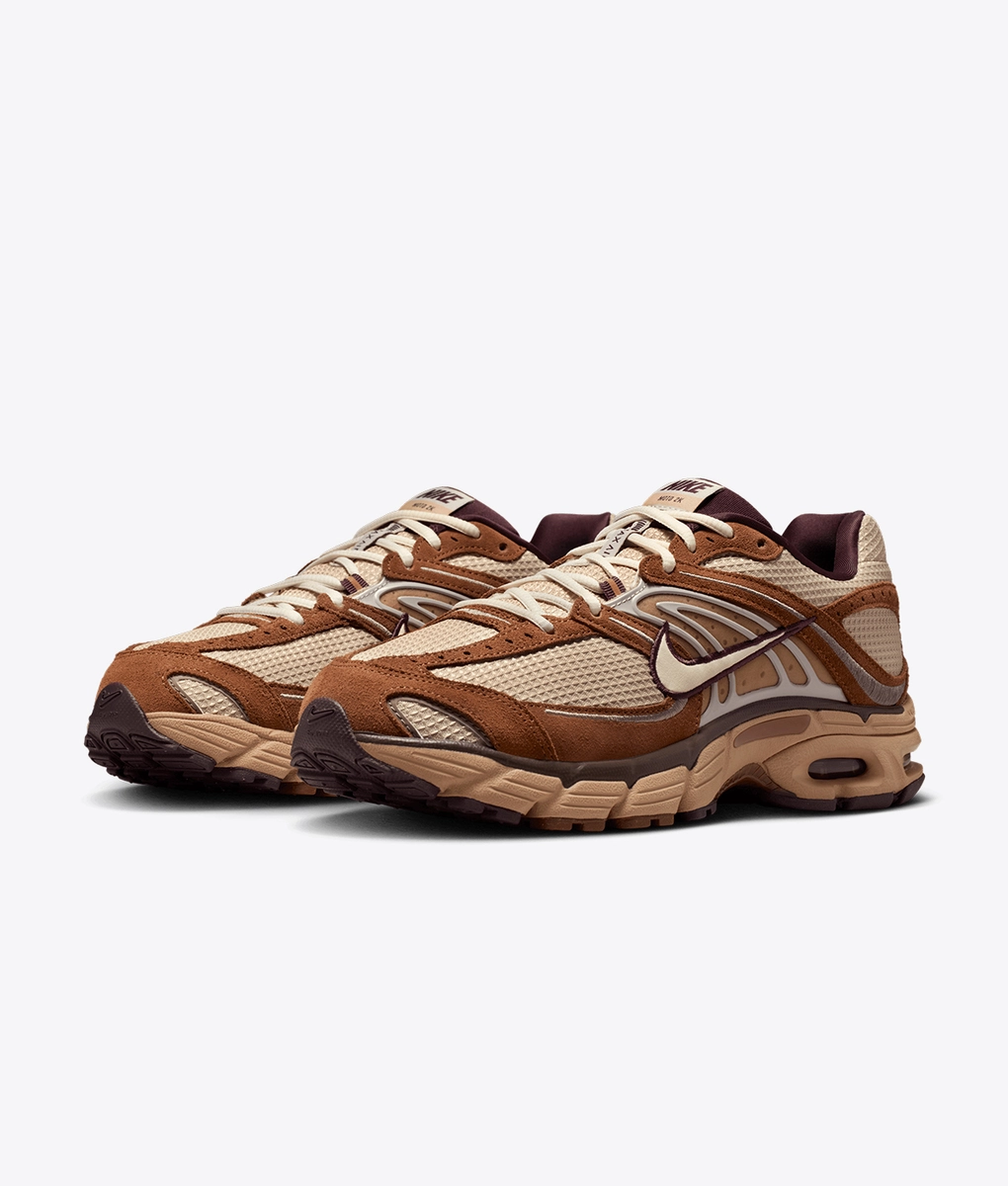 Nike - AIR MAX MOTO 2K - VegNonVeg