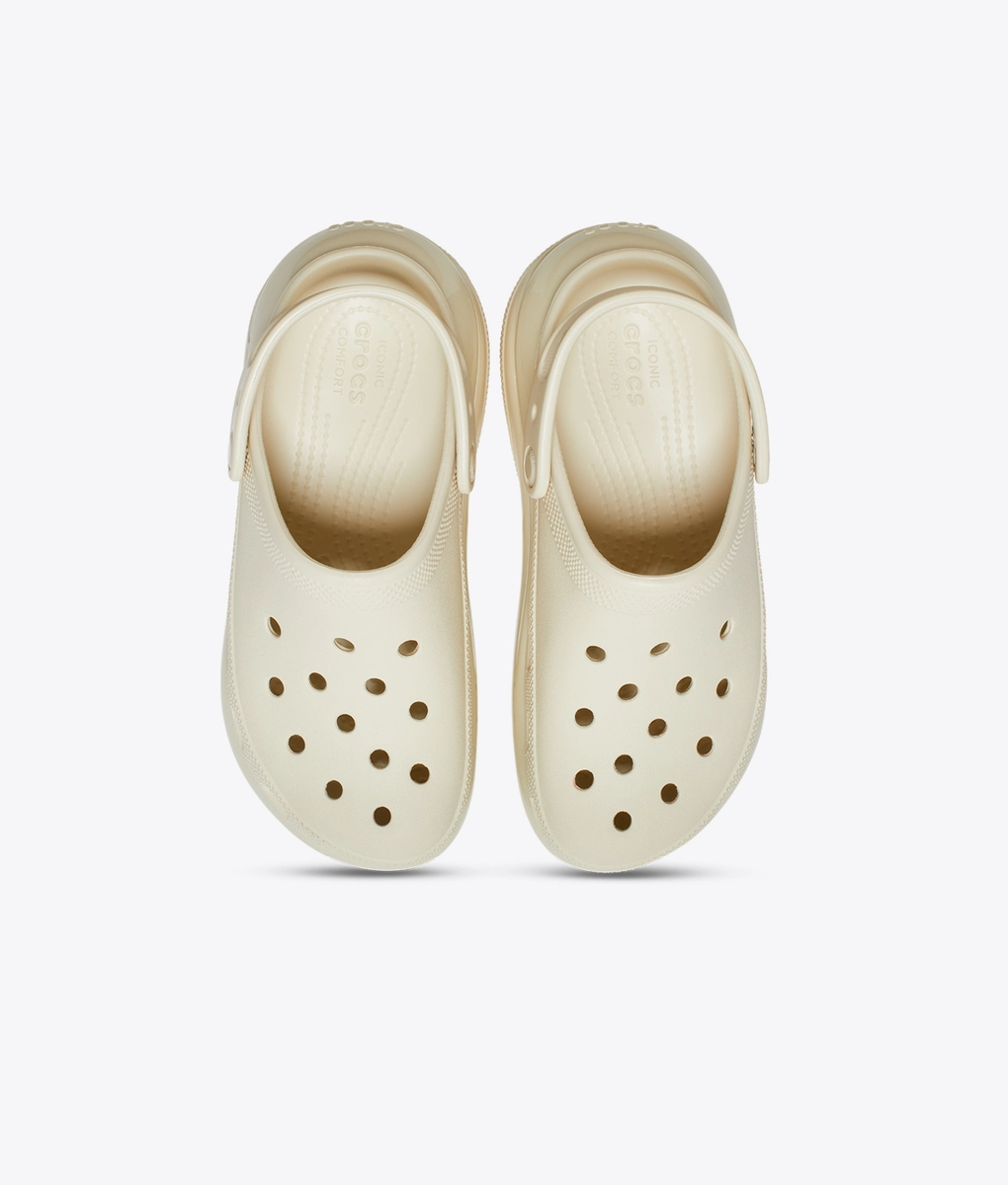 Crocs - Classic Mega Crush Clog - VegNonVeg
