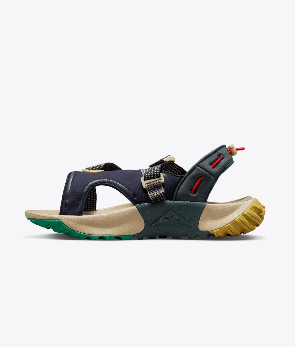Nike - Oneonta Sandal - VegNonVeg