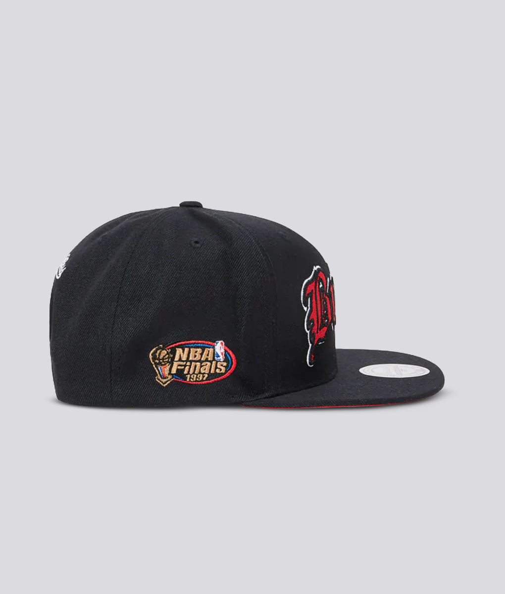 Mitchell & Ness - Nba Old English Faded Snapback - VegNonVeg