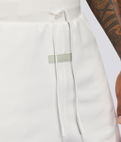 Adidas Originals - BASKETBALL SWEATPANTS 'CLOWHI/CLOWHI' - VegNonVeg