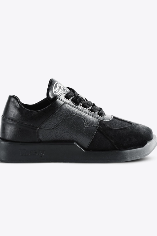 Thaely - REFLEX RUNNER 'BLACK VULTURE' - VegNonVeg