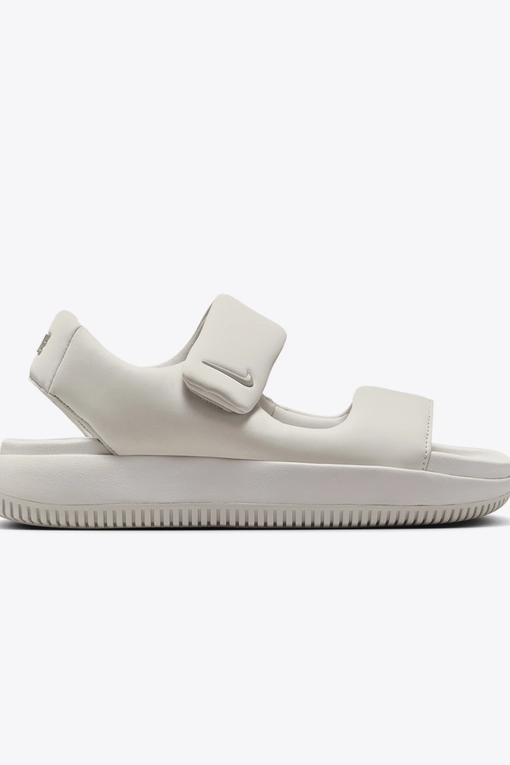 Nike - Calm Sandal - VegNonVeg