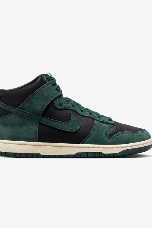 Nike - Dunk Hi Retro Prm - VegNonVeg