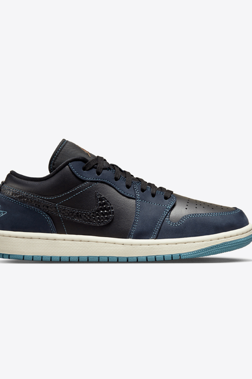 Jordan - Wmns Air Jordan 1 Low Se - VegNonVeg