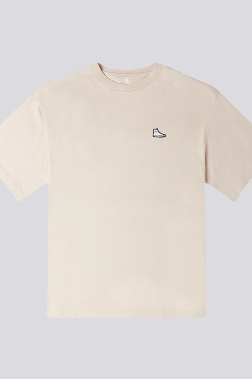 Converse - LOOSE FIT LEFT CHEST SNEAKER PATCH BACK HIT TEE 'OAT MILK ...