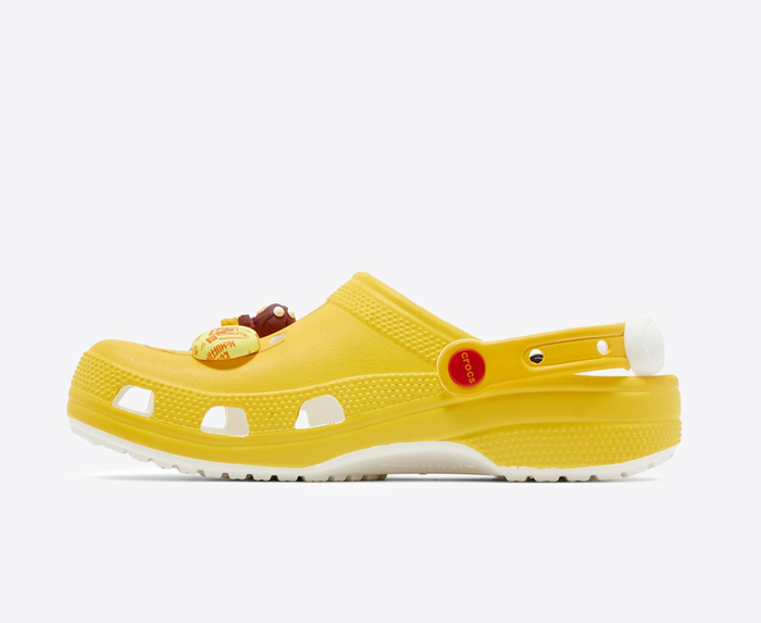 Crocs - X MCD CLASSIC CLOG BIRDIE 'YELLOW' - VegNonVeg