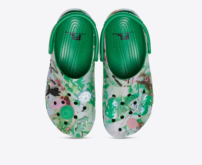Crocs - X FUTURA LABS CLASSIC RO CLOG 'GREEN IVY' - VegNonVeg