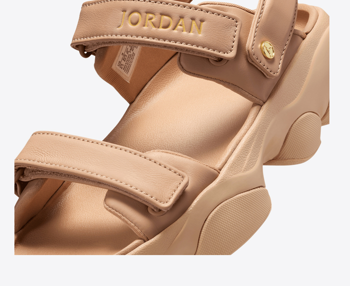 Jordan - DEJA SANDAL 'LEGEND MEDIUM BROWN/METALLIC GOLD' - VegNonVeg