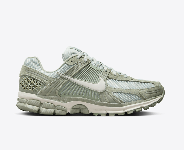 Nike - ZOOM VOMERO 5 'JADE HORIZON/PHANTOM-LIGHT SILVER-WHITE' - VegNonVeg