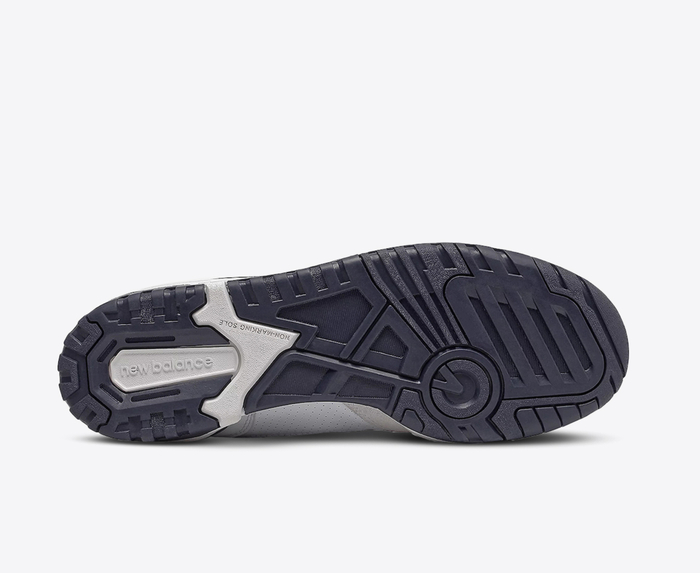 New Balance - BB550 'BLACK/WHITE' - VegNonVeg