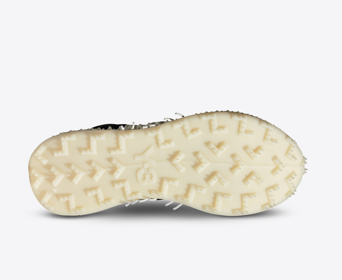 Y-3 - Y-3 RUNNER 4D HALO 'BLACK/COREWHITE/RED' - VegNonVeg