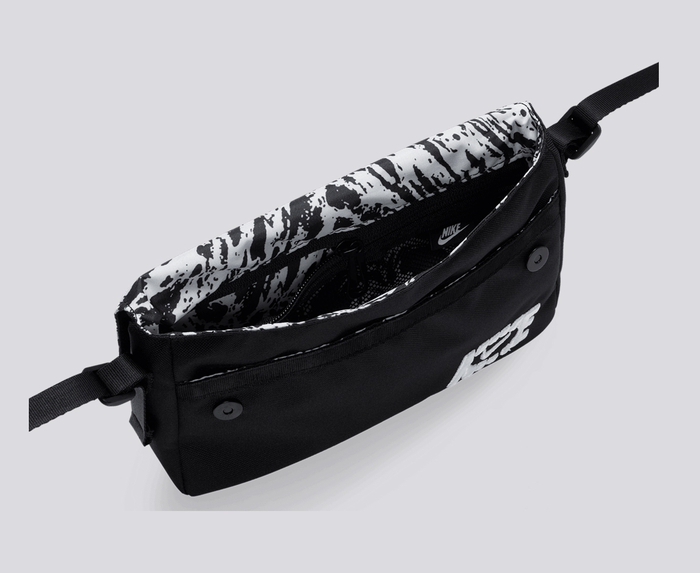 Nike - W NSW FTRA 365 CROSSBODY- ICON 'BLACK/BLACK/WHITE' - VegNonVeg