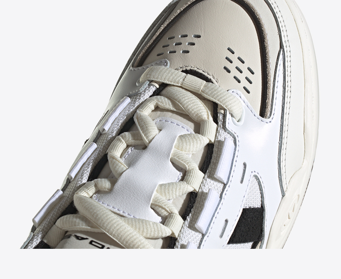 Adidas Originals - ADI2000 'CWHITE/CBLACK/OWHITE' - VegNonVeg